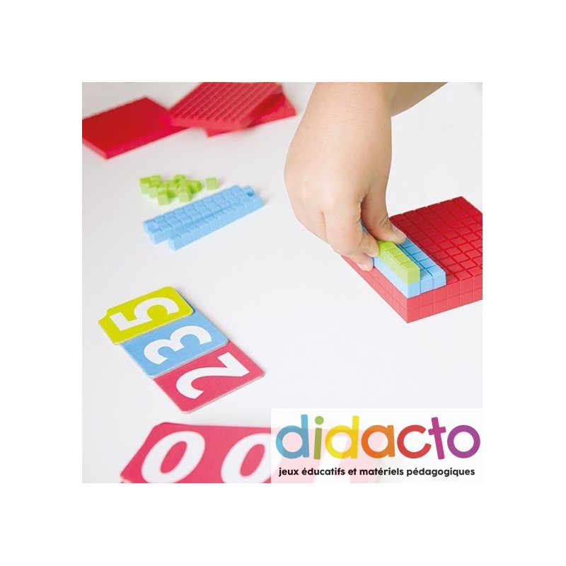 Un matériel mathématique pour comprendre les nombres de 1 à 999.